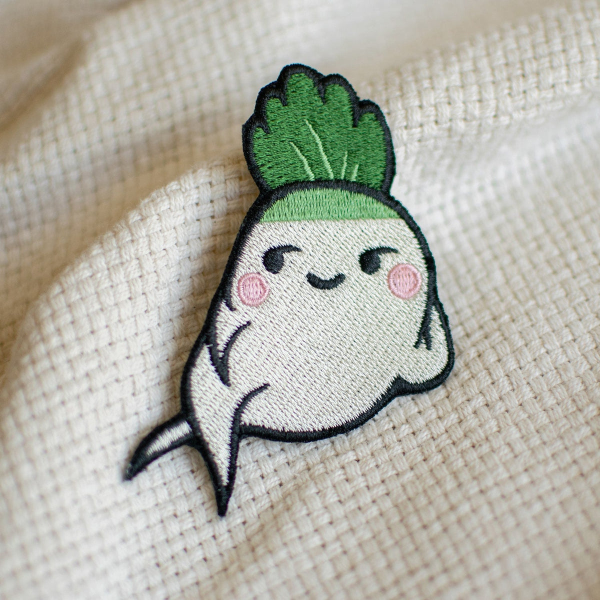 Seductive Daikon Radish Embroidered Patch—Shop Accessories – Ni De Mama